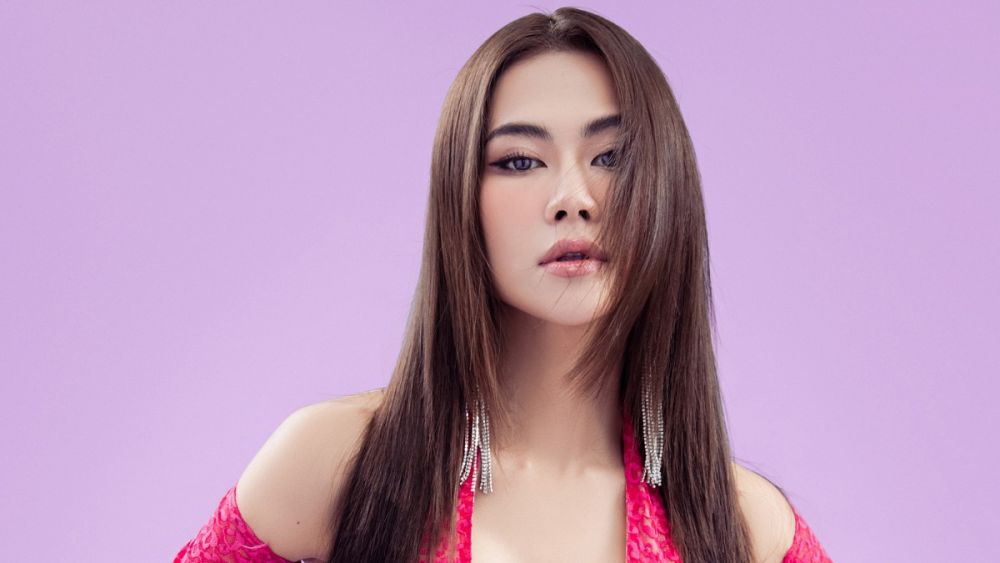 Top 15 ca sĩ Việt Nam nổi tiếng, nhiều fan nhất hiện nay